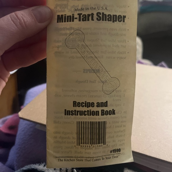 The Pampered Chef | Kitchen | Minitart Shaper With Recipe Book | Poshmark
